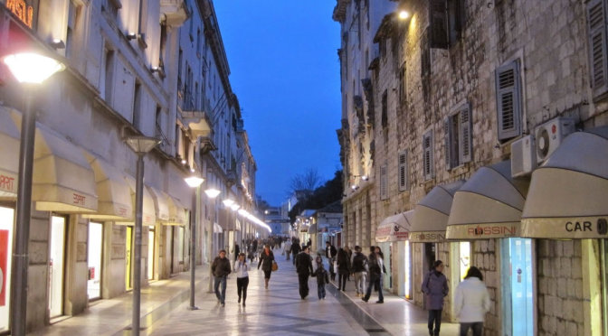 Shop Working Hours - Seeing Croatia